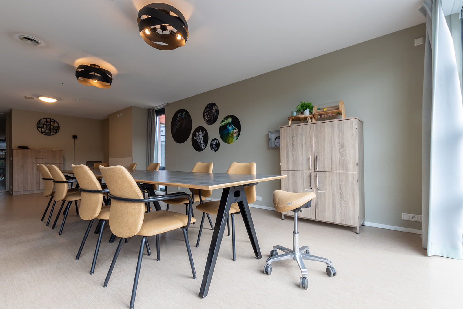 Koraal - Lensen Projectinrichters