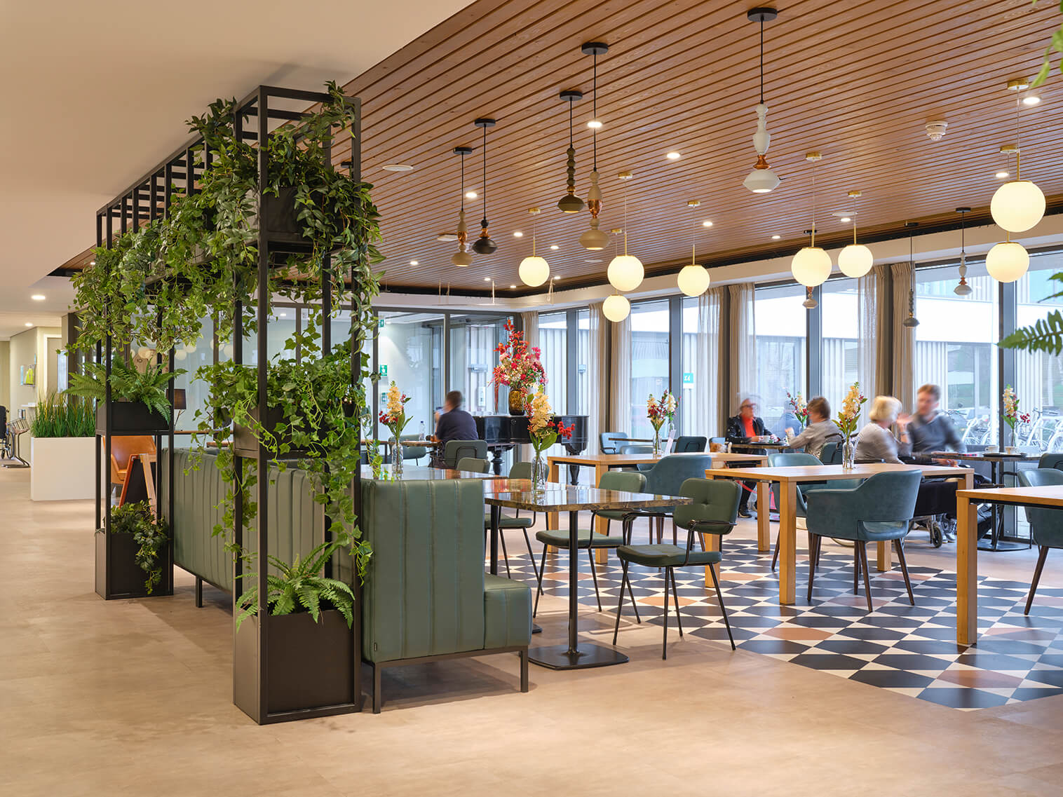 WelThuis - Lensen Projectinrichters